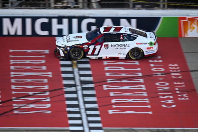 Christopher Bell Injures Wrist, Ankle in Michigan Crash